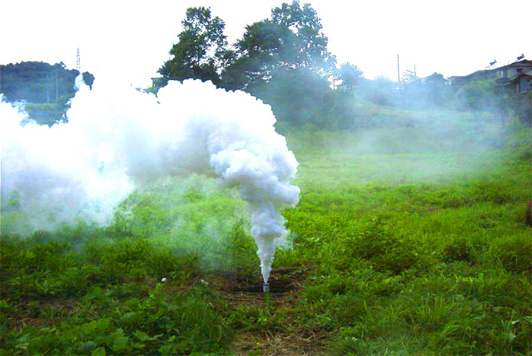 Smoke Can and Road • Car Flares | K and K Co.,Ltd.